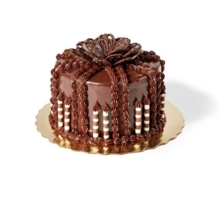 7 Publix Cakes Ranked—One Hit All the Sweet Notes! – AisleofShame.com